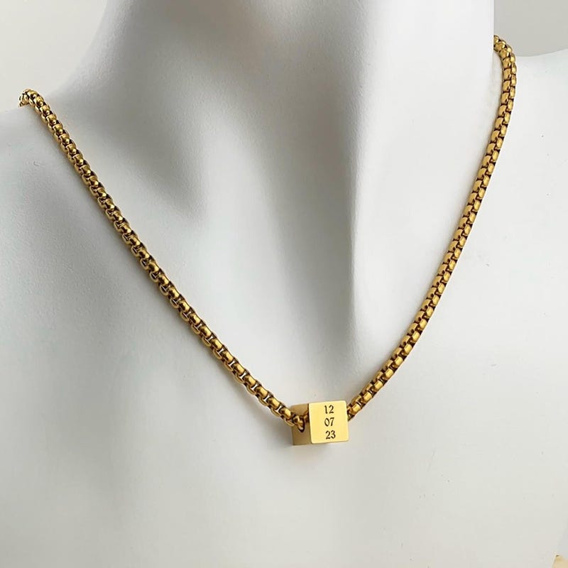 Gold Cube Necklace - Etsy