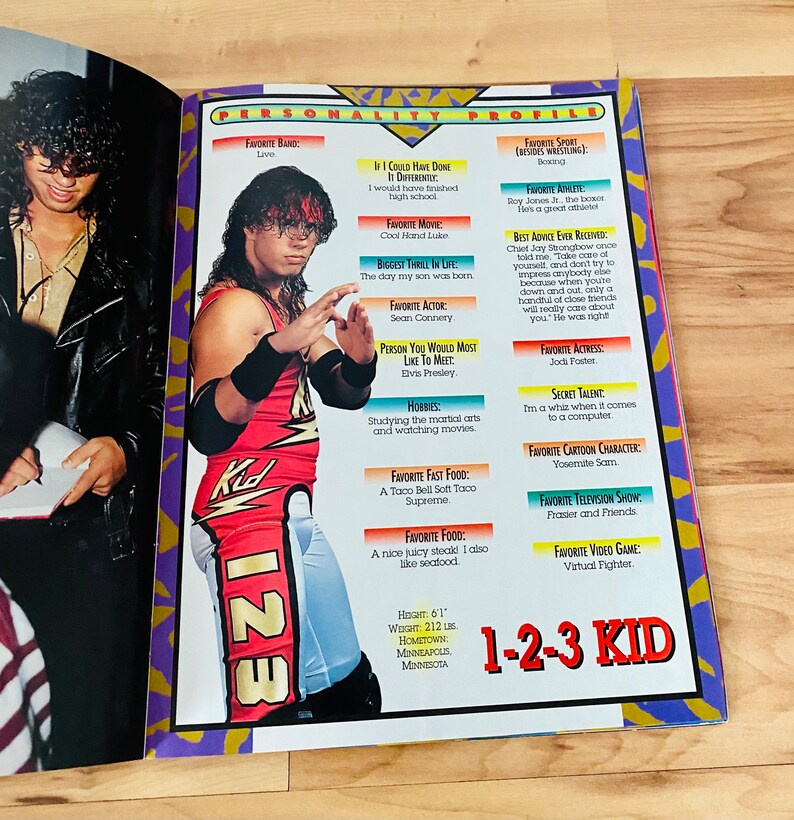 WWF Magazine October 1995 Bret Hart Cover With Razor Ramon Cutout ...