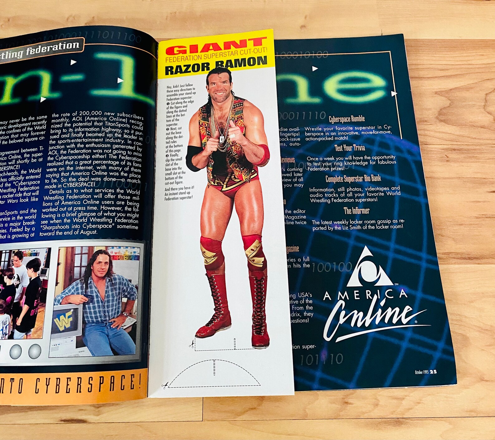 WWF Magazine October 1995 Bret Hart Cover With Razor Ramon Cutout ...