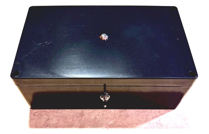 The IT Crowd Prop Replica - the Internet (flashing Speed Adjustable) - Etsy