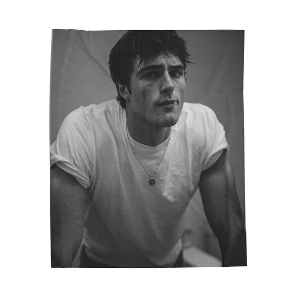 Jacob Elordi Flag - Etsy