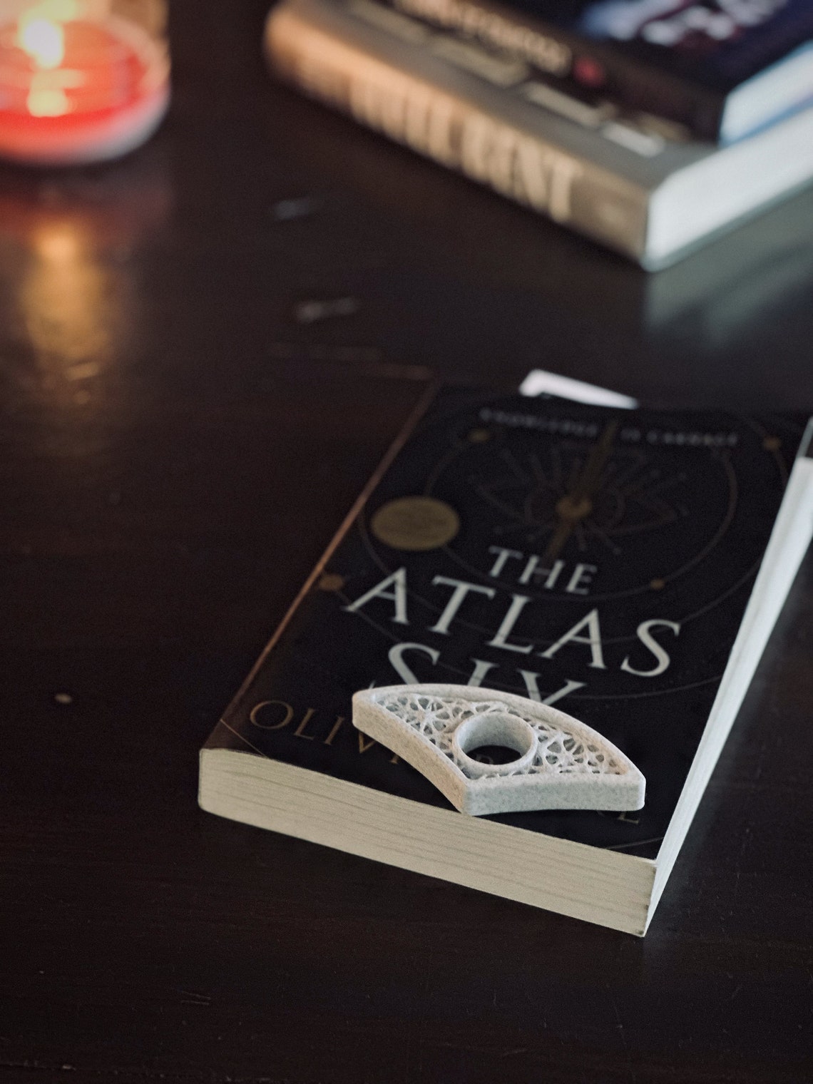 Marble Page Holder for Books, One Handed Page Separator, 3D Printed ...
