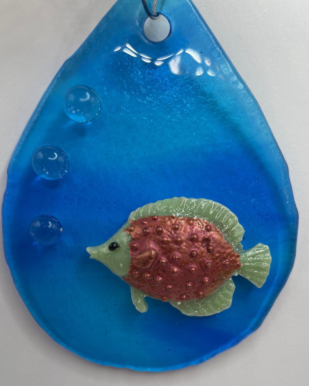 Fused Glass Teardrop Suncatcher With 'bumpy' Fish and Bubbles - Etsy