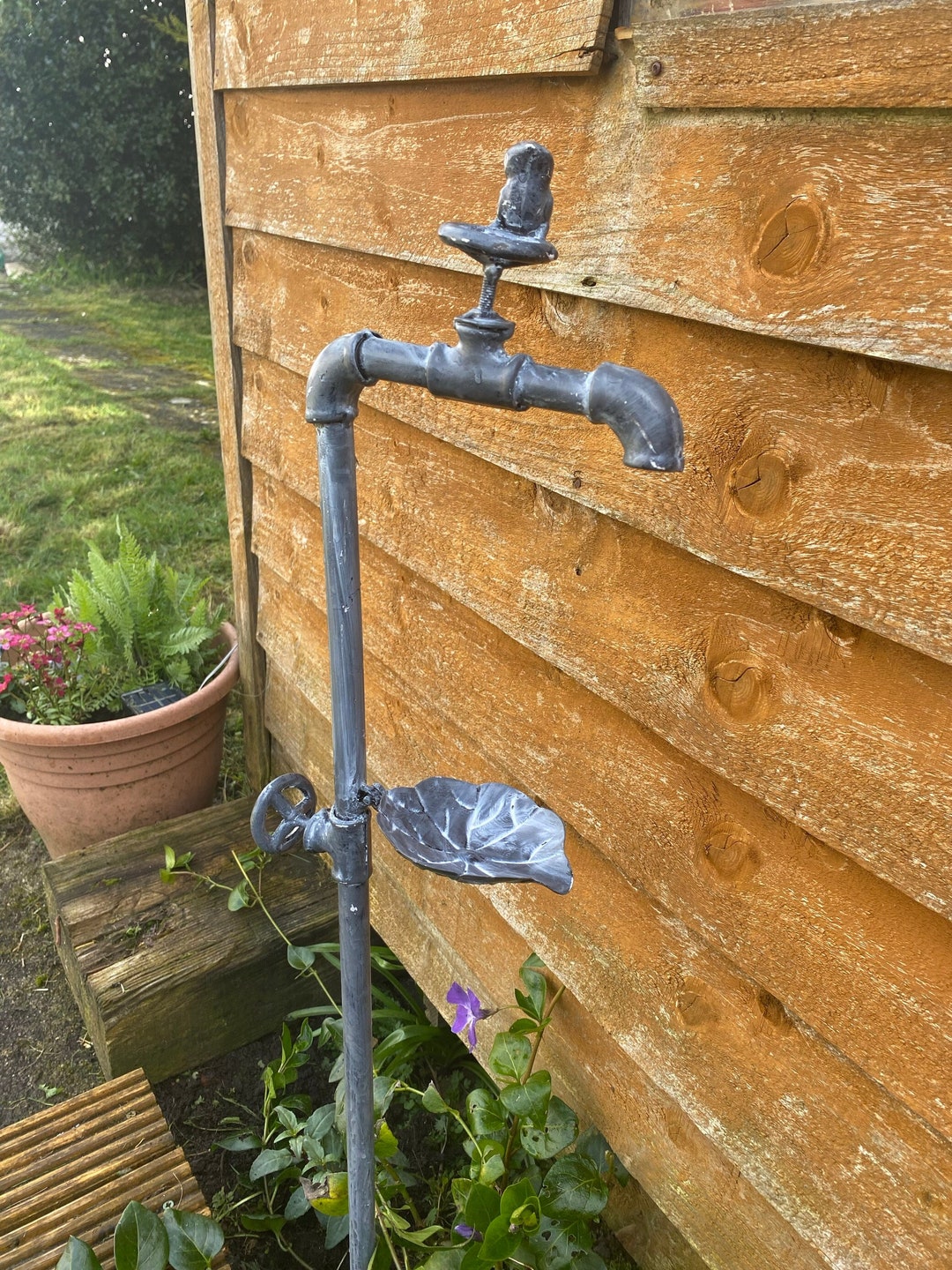 Steel Tap Bird Feeder Garden Stake Decorative Wild Bird Bath Outdoor ...