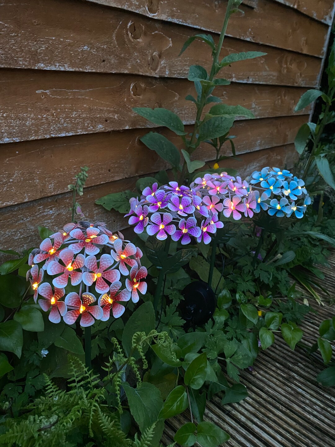 Set of 4 Hydrangea Blossom Lighting Garden Ornament Solar Powered LED ...