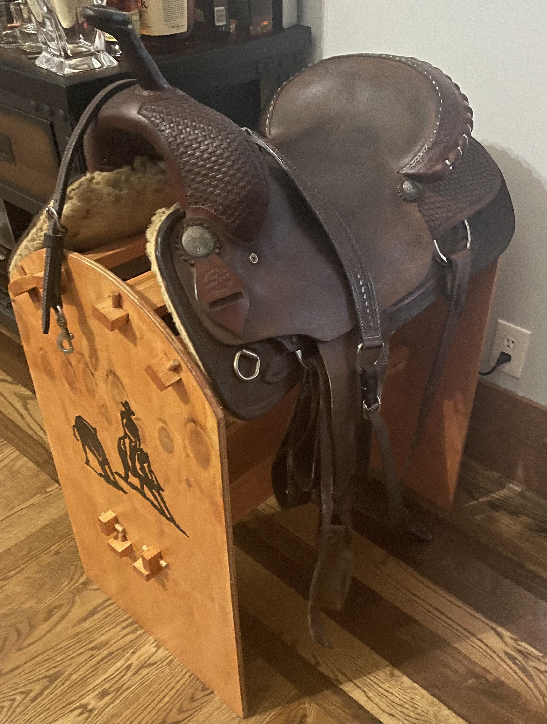 Saddle Holder and Display - Etsy