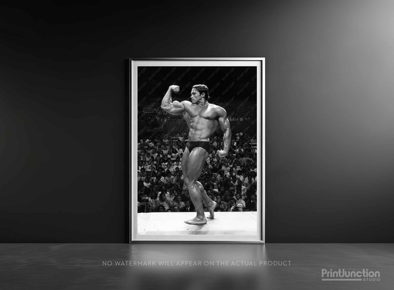 Arnold Schwarzenegger Posing on Stage Olympia Contest Vintage High ...