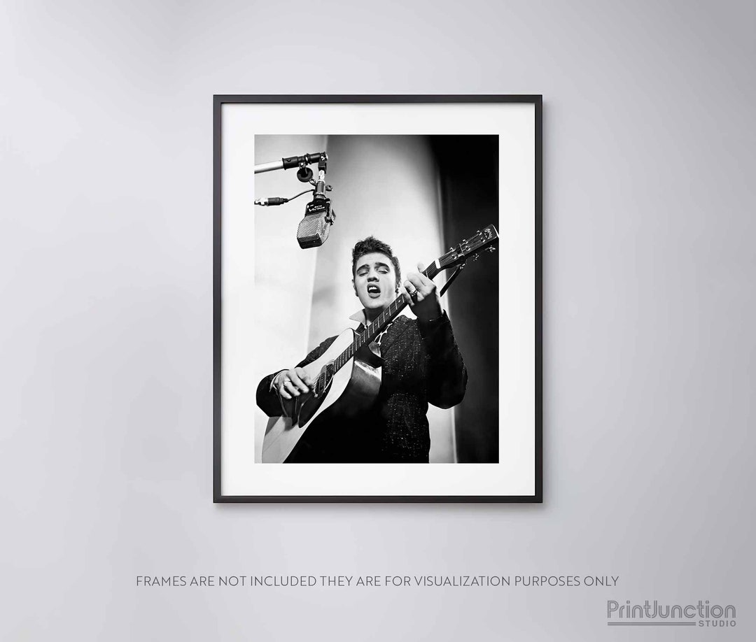 Elvis Presley - Recording in an RCA Victor Studio in 1956 - Vintage ...