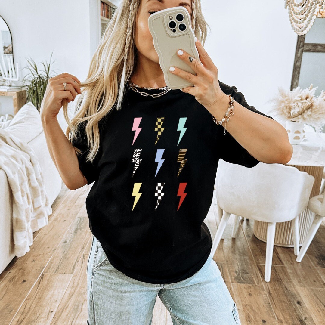 Retro Lightning Bolts, Spring, Summer, Graphic Tee, Retro, Lightning ...