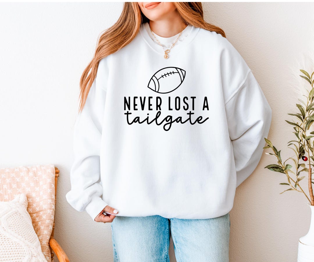 Never Lost a Tailgate, Football Shirt, Quotes, Graphic Tee, Gildan ...