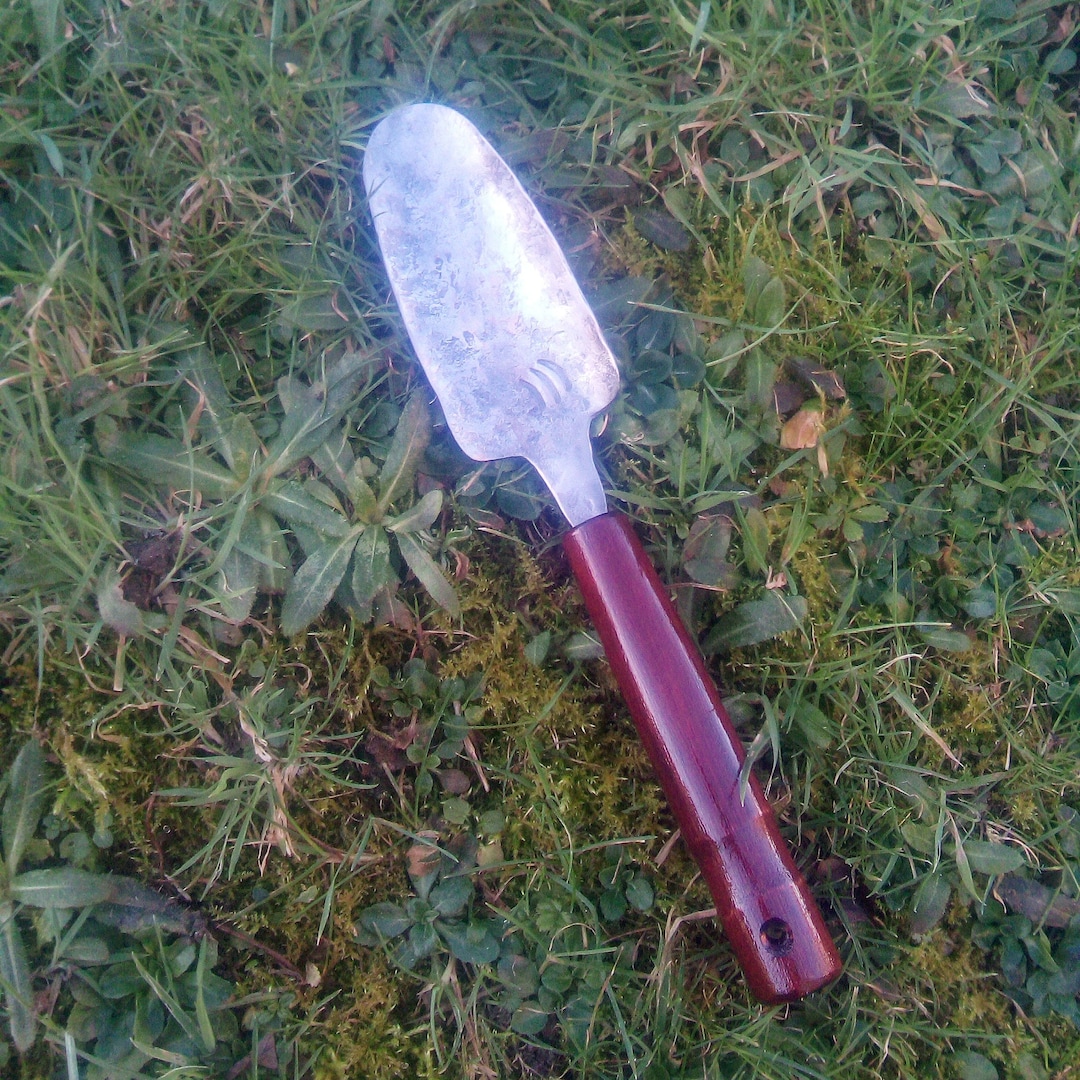 Garden Trowel, 270 Mm. Strong and Narrow Curved Blade, Hand Crafted ...