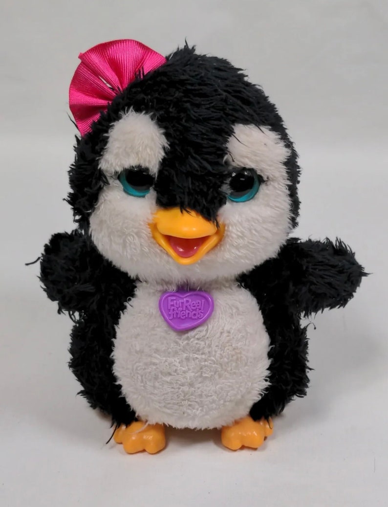 Furreal Friends Happy to See Me Pets Piper / My Dancing Penguin ...