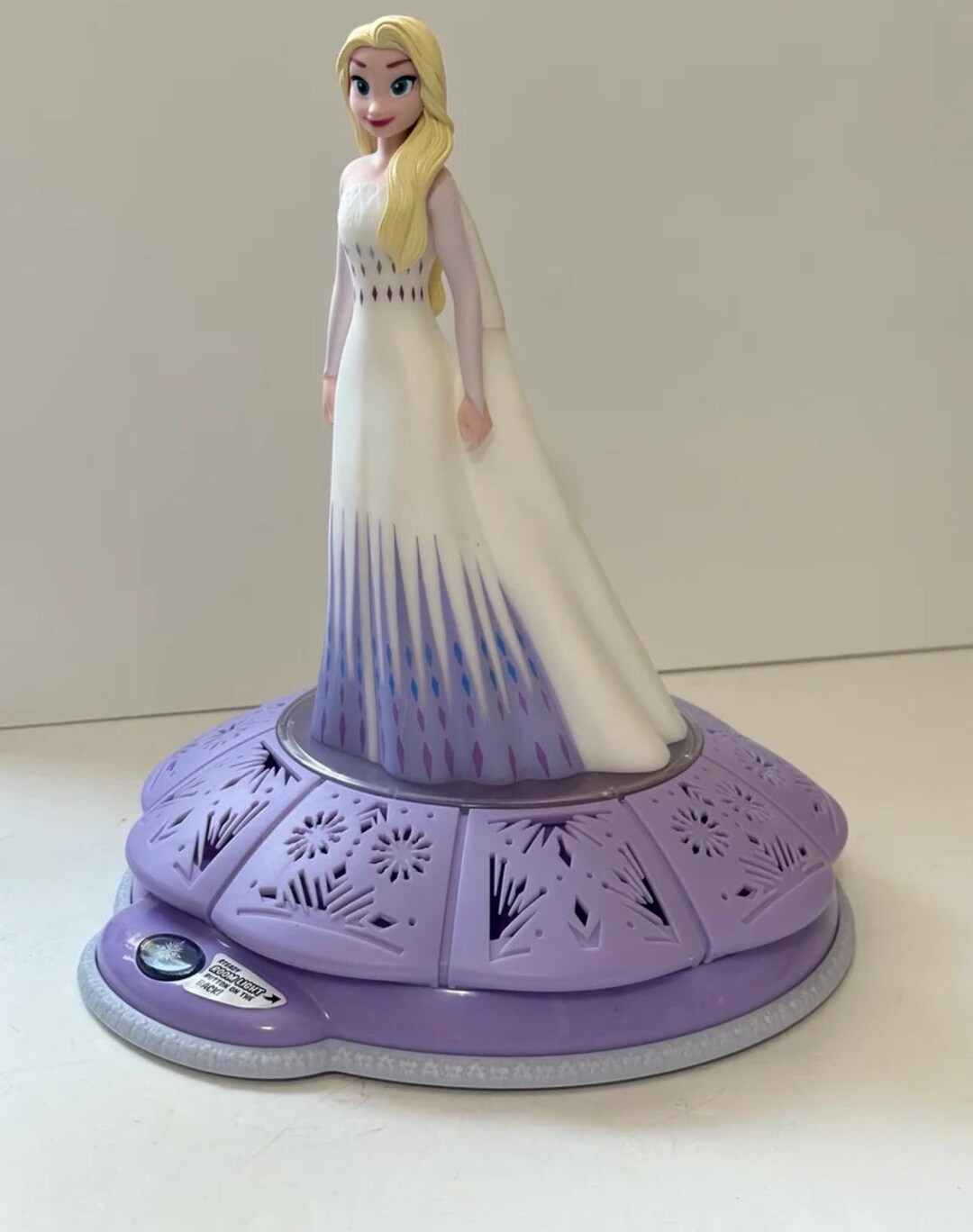 Frozen Elsa Figure Night Light Tabletop LED Battery Operated 11” Tall ...