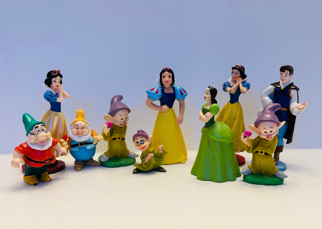 Disney Snow White and Friends Assorted Figure Set - Etsy
