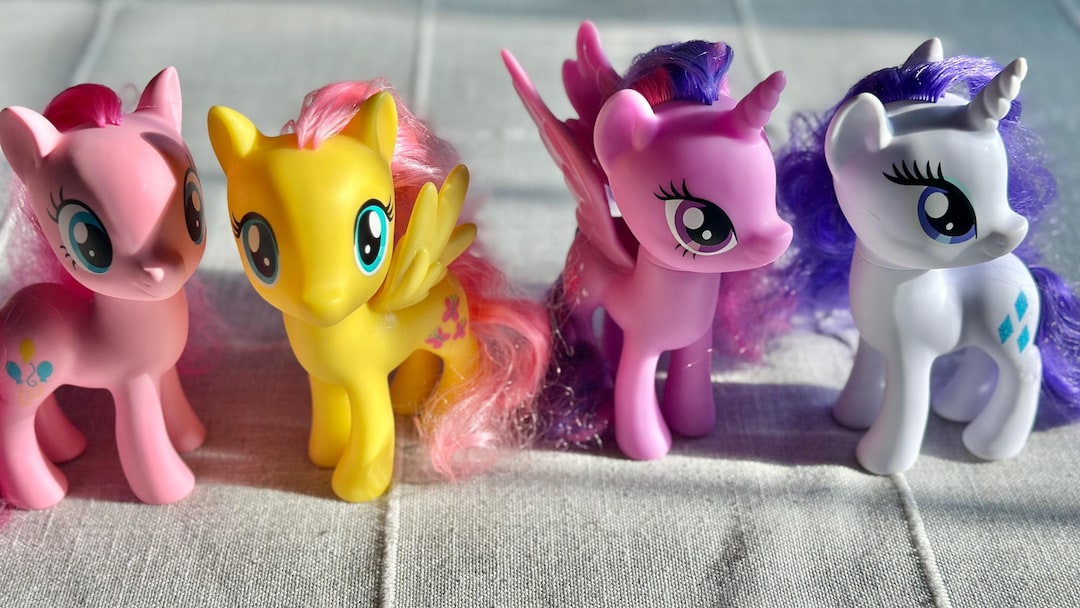My Little Pony G4 Fluttershy 2016 Figure Set of 4 Hasbro Brushable Hair ...