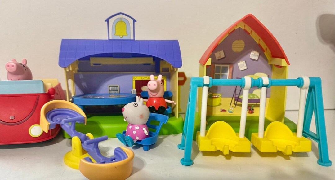 Peppa Pig All Around Peppa’s Town Set Pieces With Car - Etsy