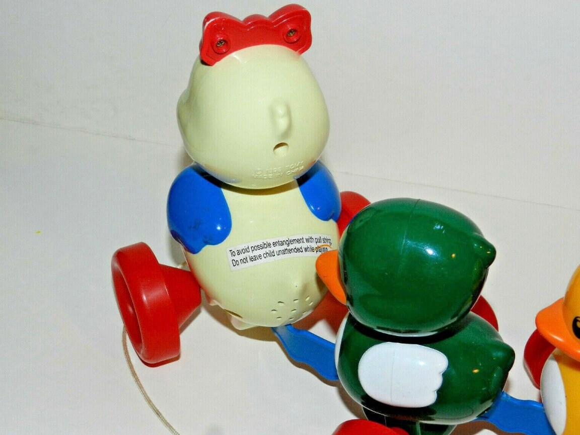 Vintage Tomy Mommy Duck & Baby Ducks Pull String Toy White - Etsy