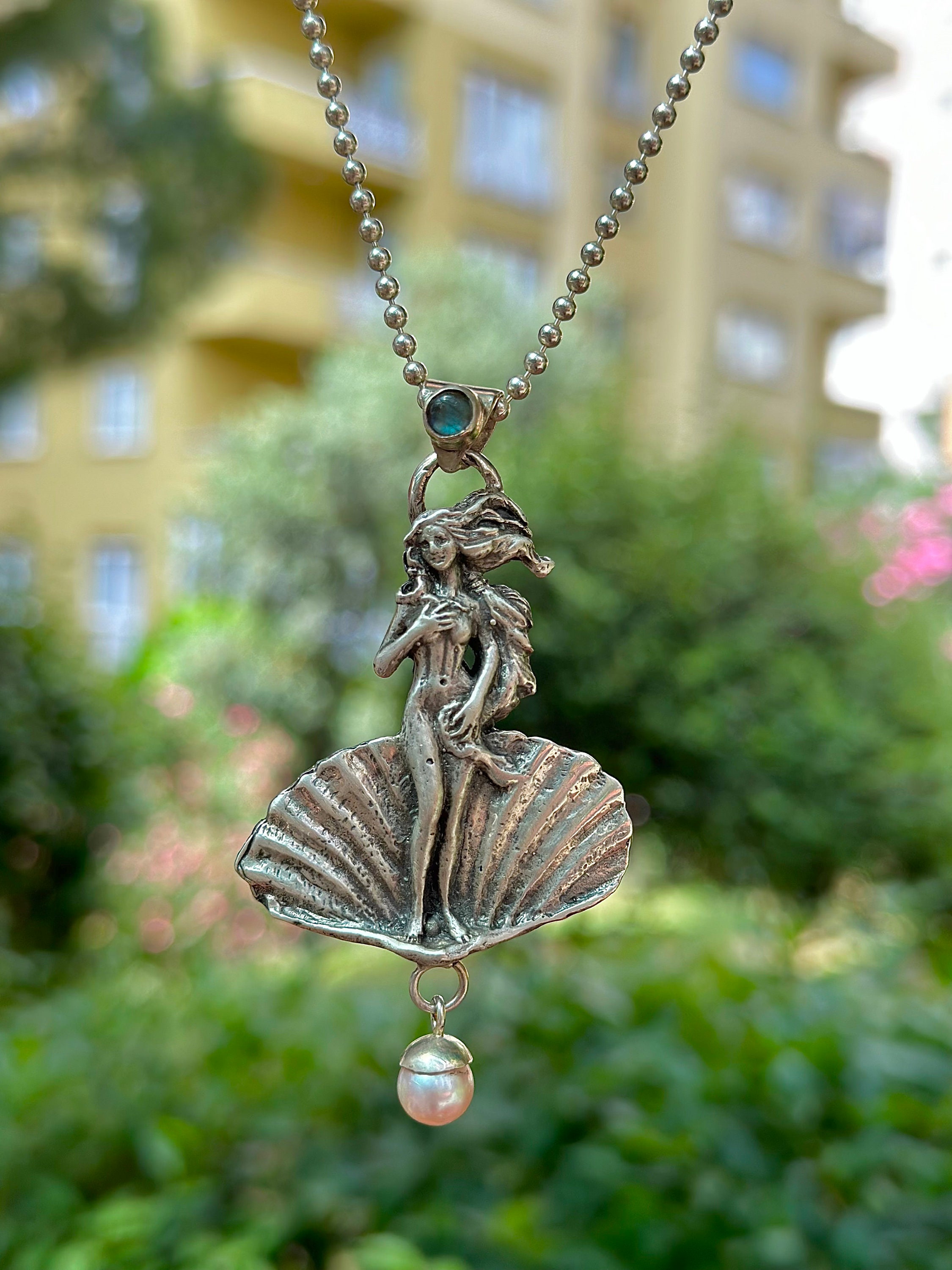 Silver Botticelli Venus With Large Shell and a Genuine Pearl - Etsy
