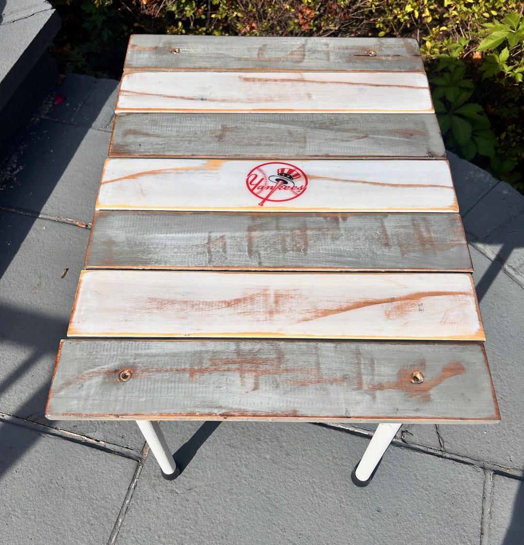 Yankees Roll Out Table in a Bag/gift for Yankees Baseball Fan/gray ...