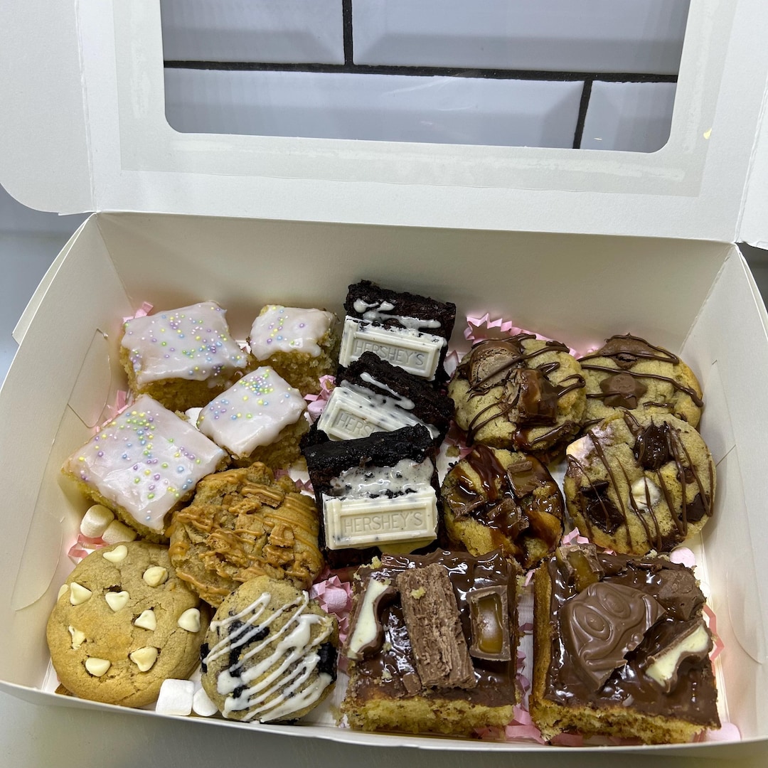 SURPRISE BROKEN BAKES Box- Postal Bakes- Brownies, Cookies, Blondies ...