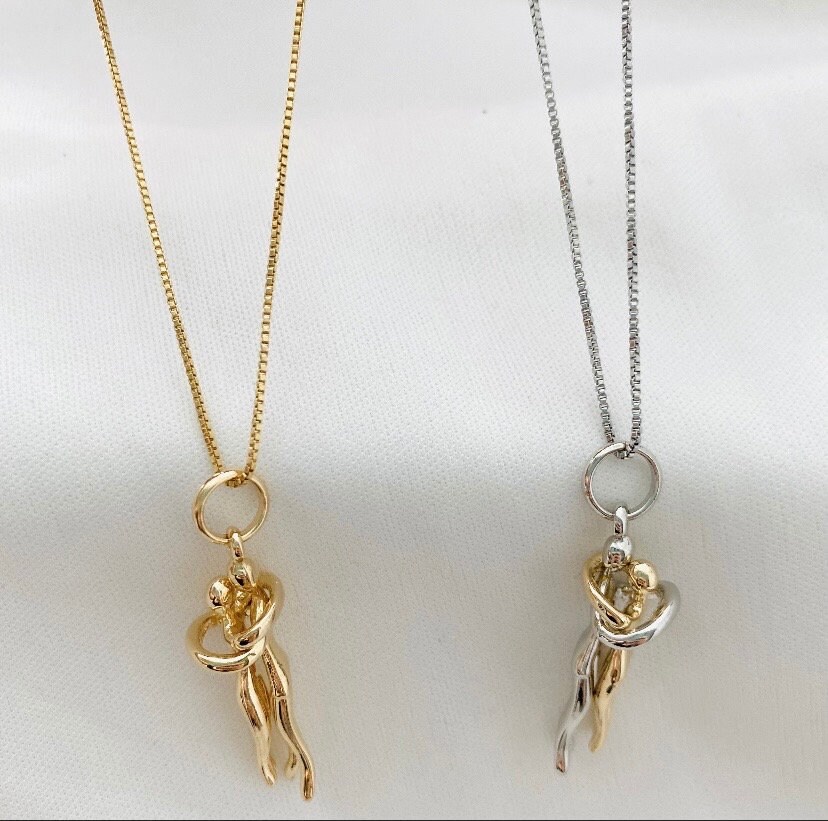 Hugging Couple Necklace, Lovers Necklace, Dancing Couple Necklace, 18K ...