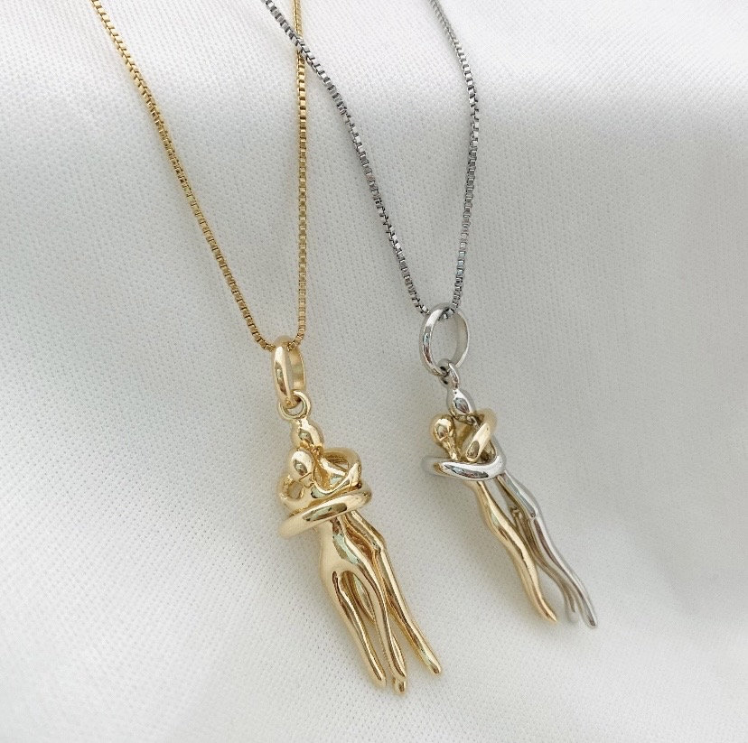 Hugging Couple Necklace, Lovers Necklace, Dancing Couple Necklace, 18K ...