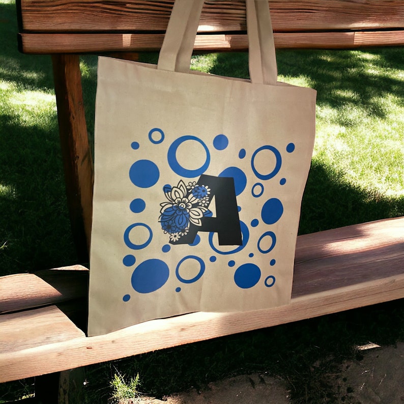 Tote Bags With HTV Design. - Etsy
