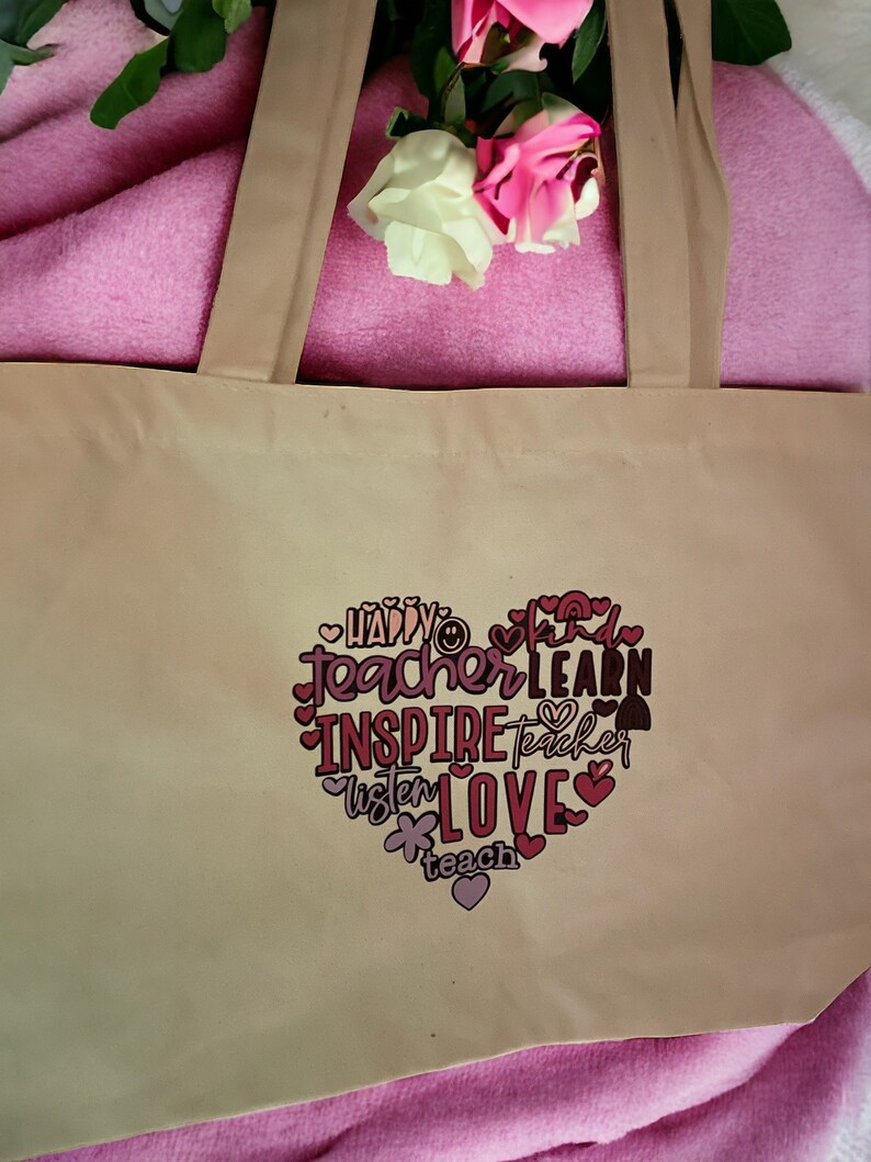 Tote Bags With HTV Design. - Etsy