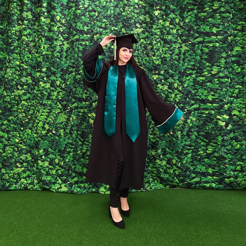 Graduation Gown, Academic Dress, Academic Robe, Graduate Gown Student ...