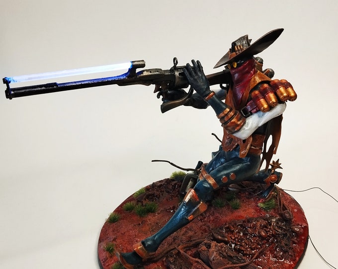 Jhin Figure From League of Legends | Custom Hand Painted Figurine of ...