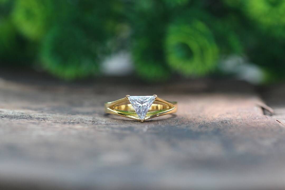 2.0 CT Triangle Cut Engagement Ring, Solitaire Ring, Three Prong Set ...