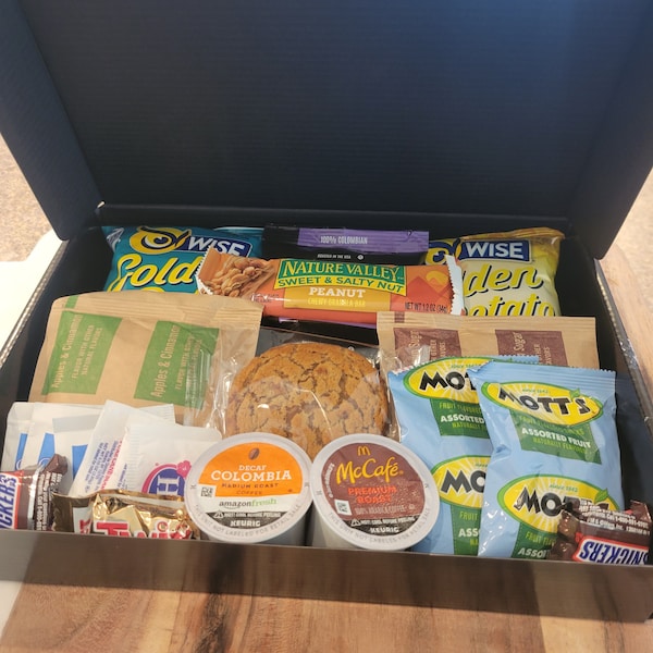 Hotel Gift Baskets - 60+ Gift Ideas for 2026