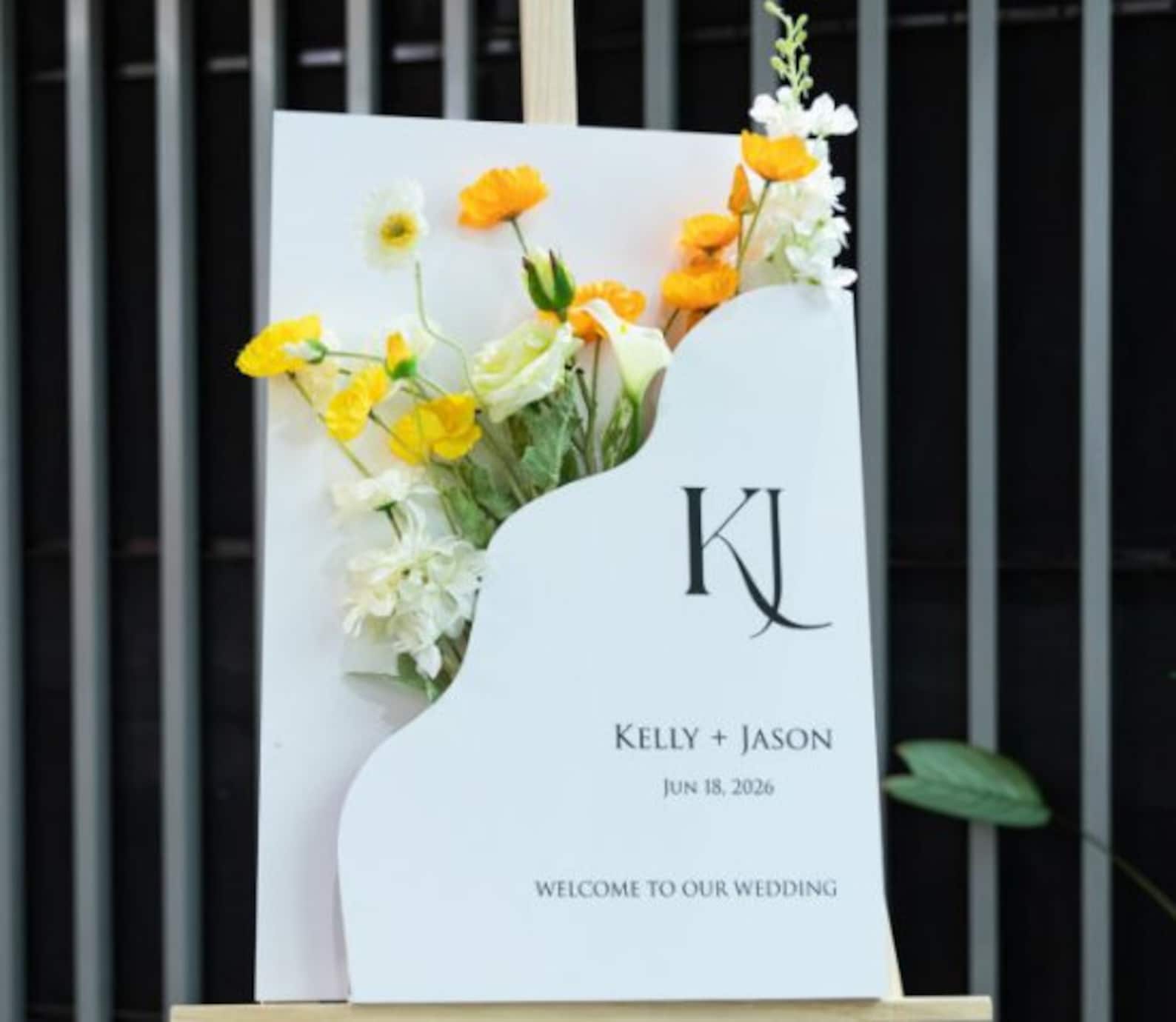 Curve Shaped Flower Box Wedding Sign, PVC Foam Welcome Sign, Elegant ...