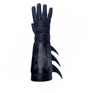 REPLICA Bat Style Gloves Michael Keaton 1989 Superhero Bats Comics ...