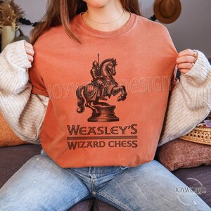 Weasley’s Wizard Chess Knight Shirt Potter Fan Weasley Hogwarts School ...