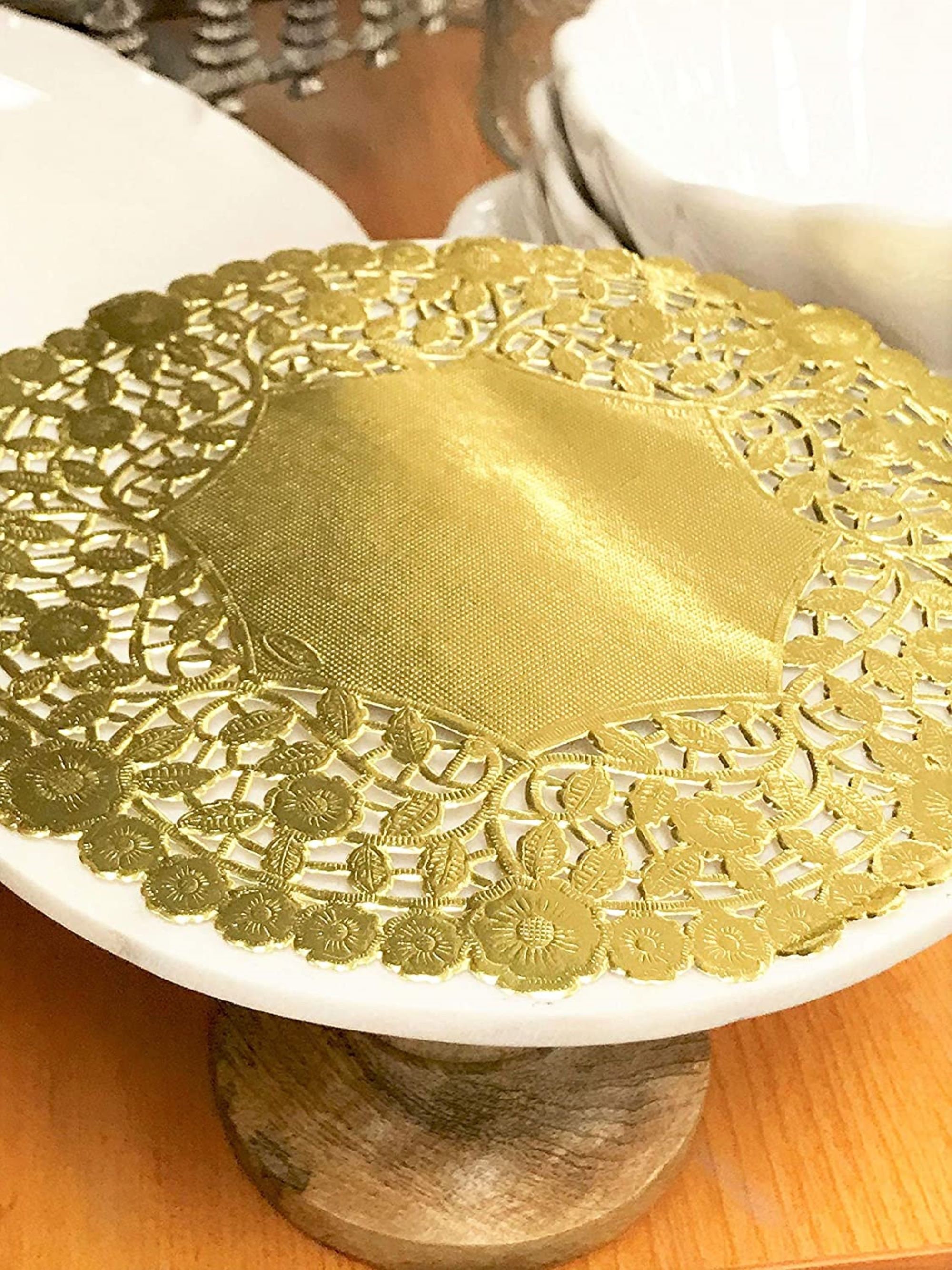 25 Gold Foil Doilies 8 Metallic Round Paper Lace Doily - Etsy