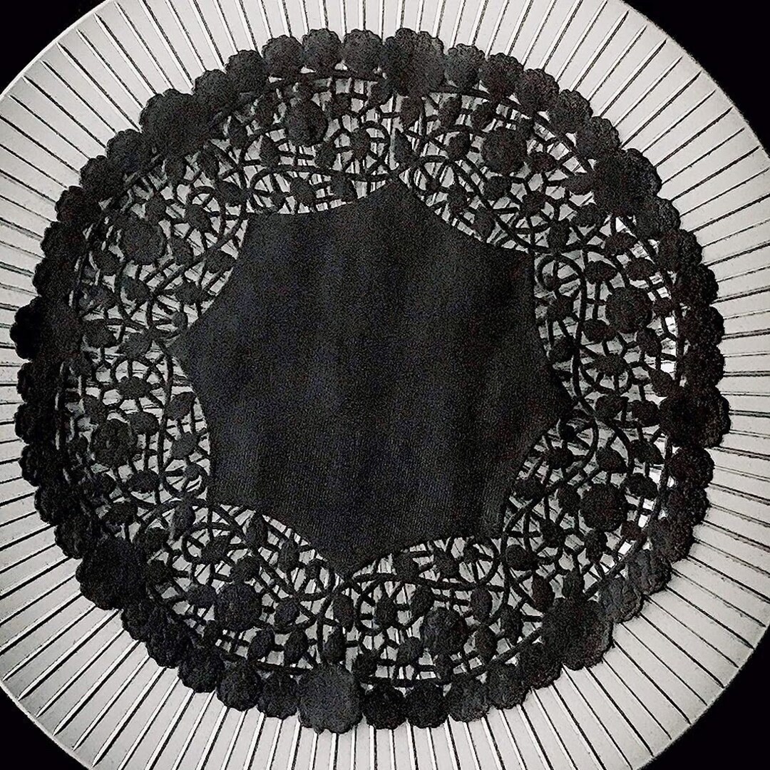 50 Black 10 Paper Lace Doilies, Round Doily Disposable Placemats, Made ...