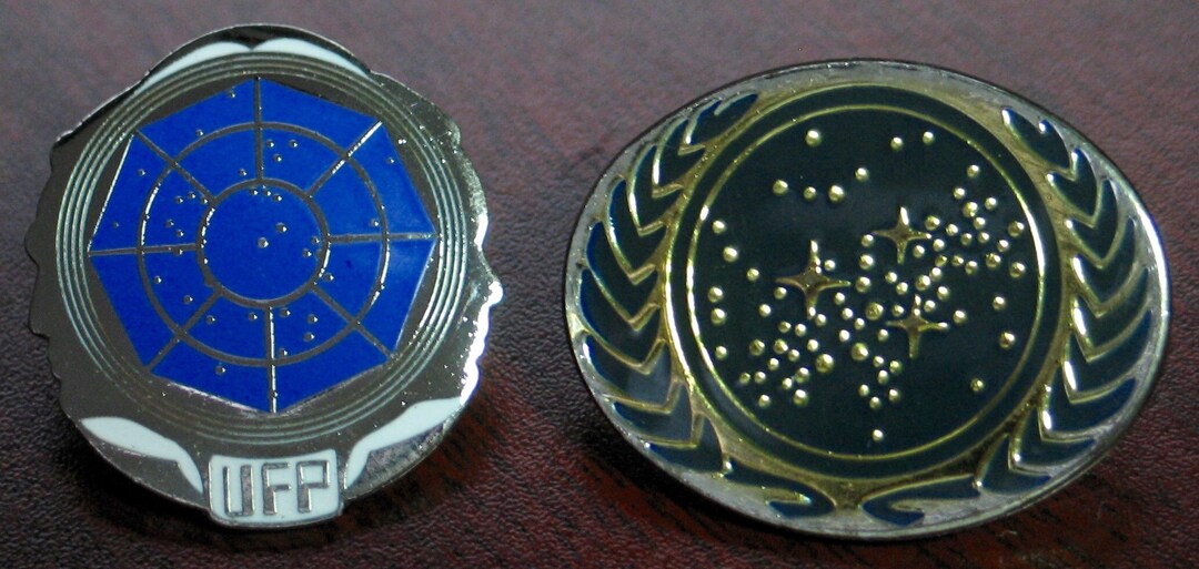 2 Star Trek UFP Federation Insignia Cloisonne Enamel Pins Badges 1985 ...