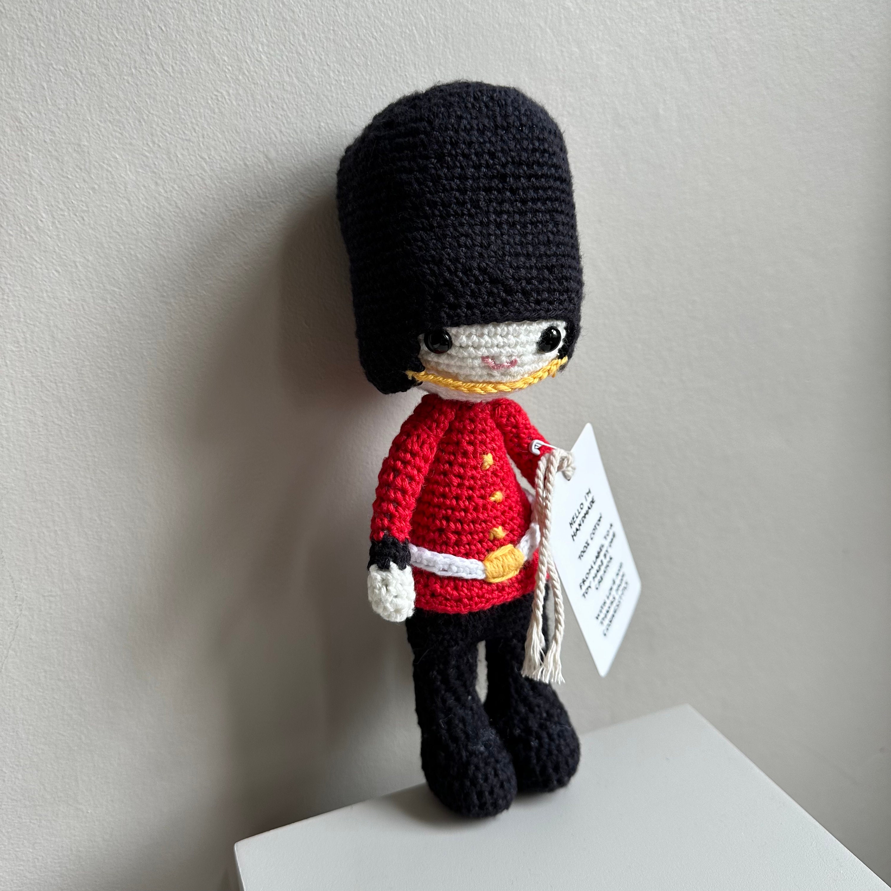 Royal Guard Amigurumi Doll, Crochet British Toy, Sentinel Doll, Crochet ...