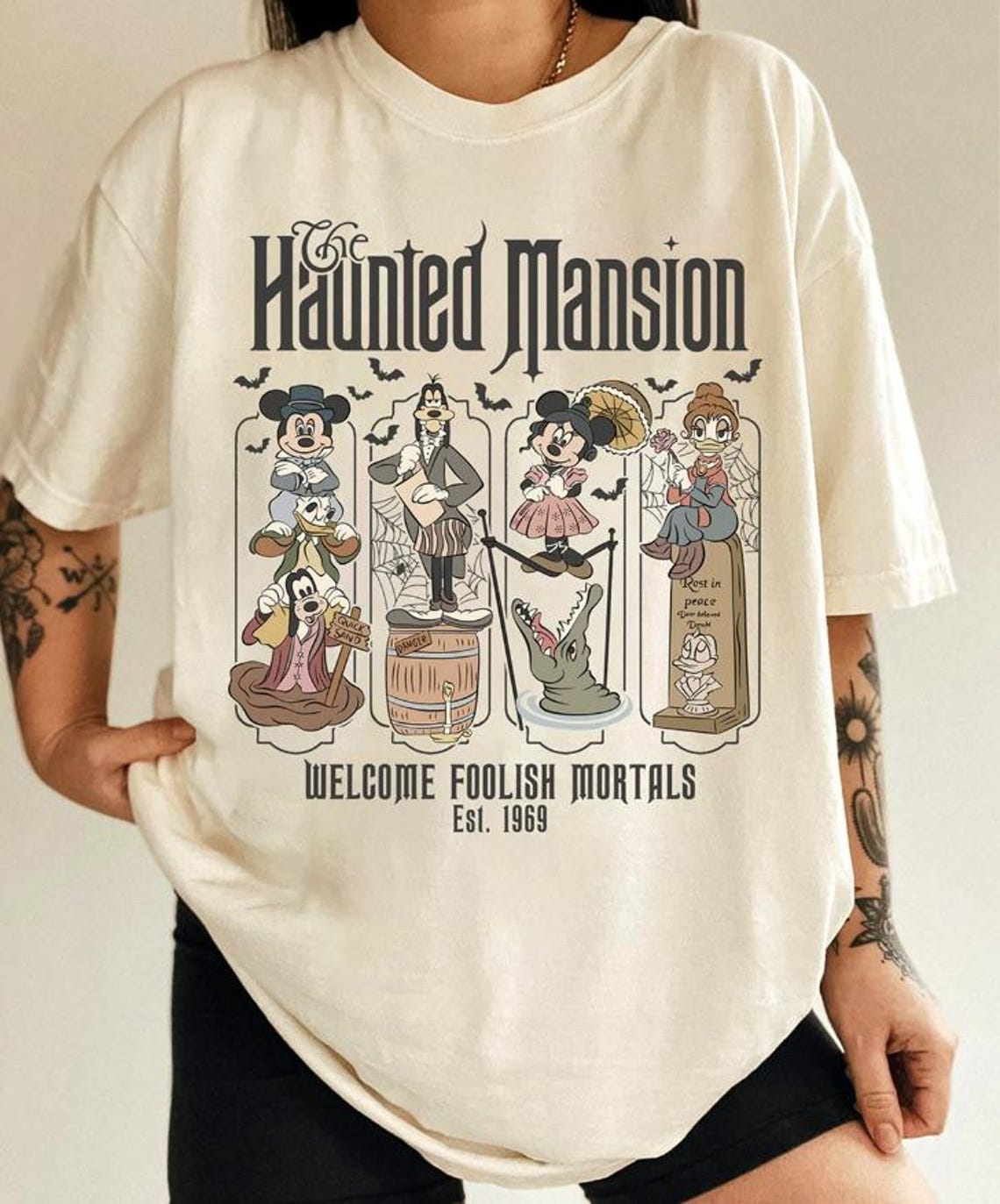 Retro Haunted Mansion PNG: Halloween Mouse & Friends (digital Download ...