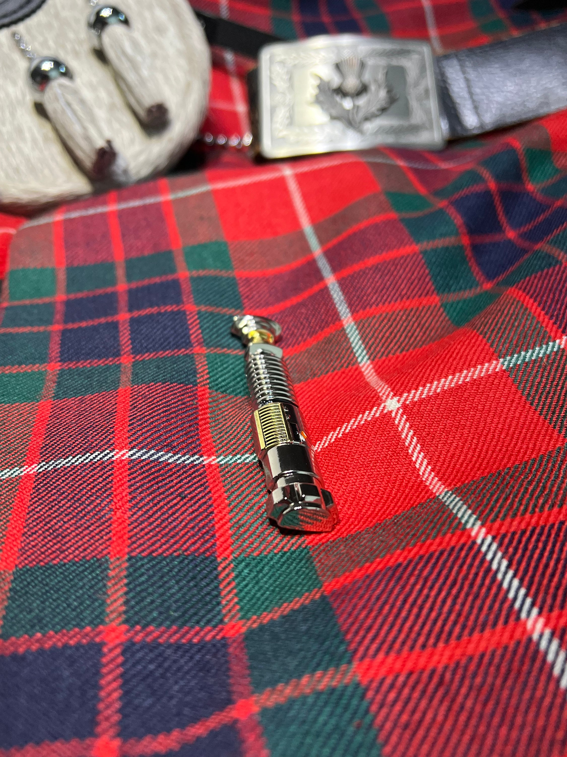 Lightsaber Kilt Pin Luke Skywalker Return of the Jedi Lightsaber Celtic ...