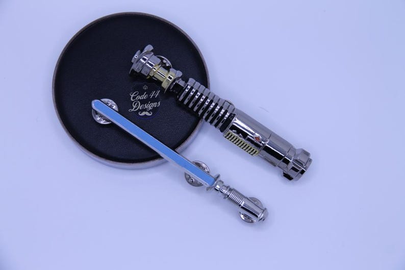 Lightsaber Kilt Pin Obi-wan Kenobi | Glow in the Dark Blade - Etsy