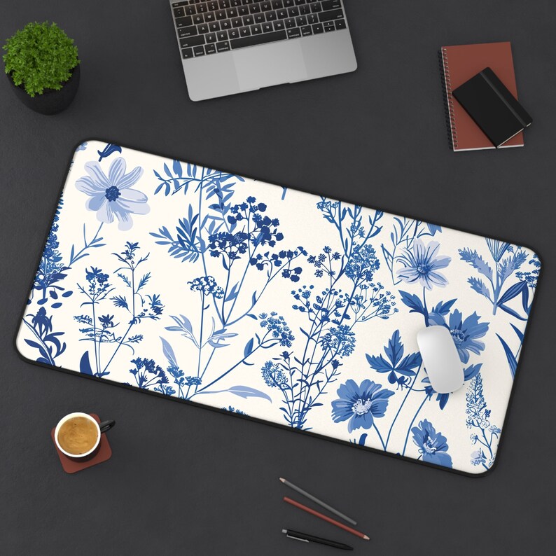 Blue Flowers Floral Toile Pattern Desk Mat Keyboard Mat Gaming Mousepad ...