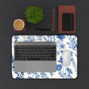 Blue Flowers Floral Toile Pattern Desk Mat Keyboard Mat Gaming Mousepad ...