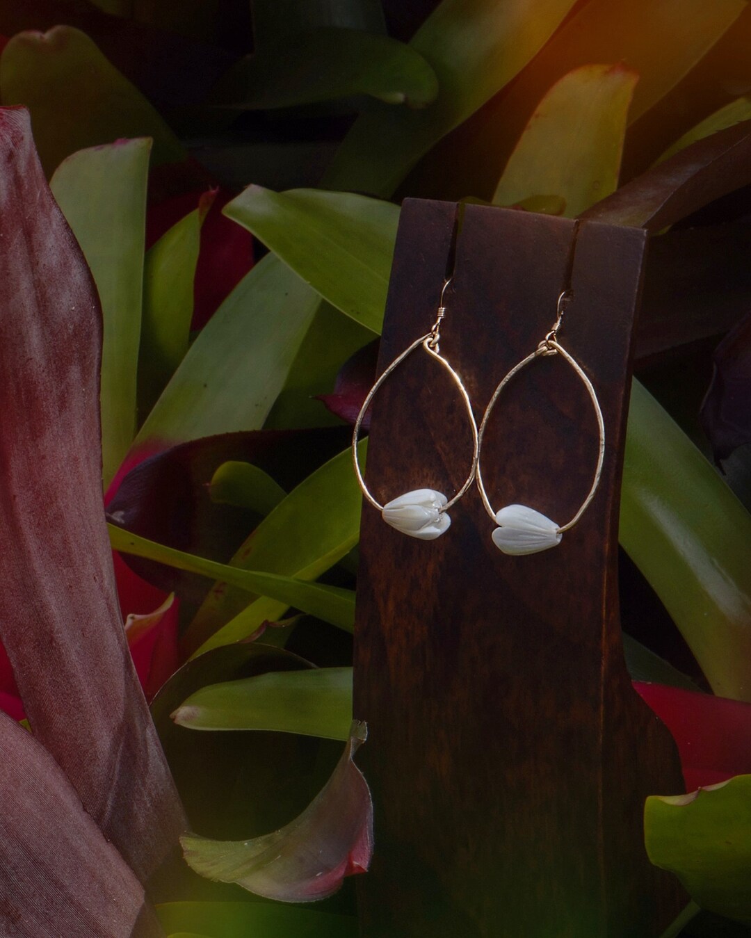 Pikake Tropical Flower Mother-of-pearl Earrings - Etsy