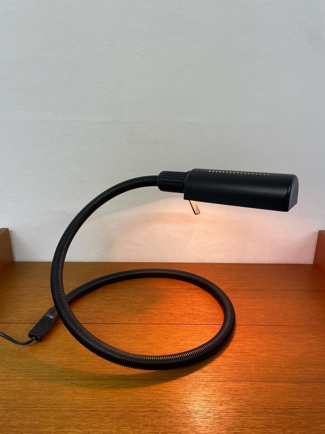 Seneca Kobra Snake Table Lamp / Flexible Desk Lamp in Black Made in ...