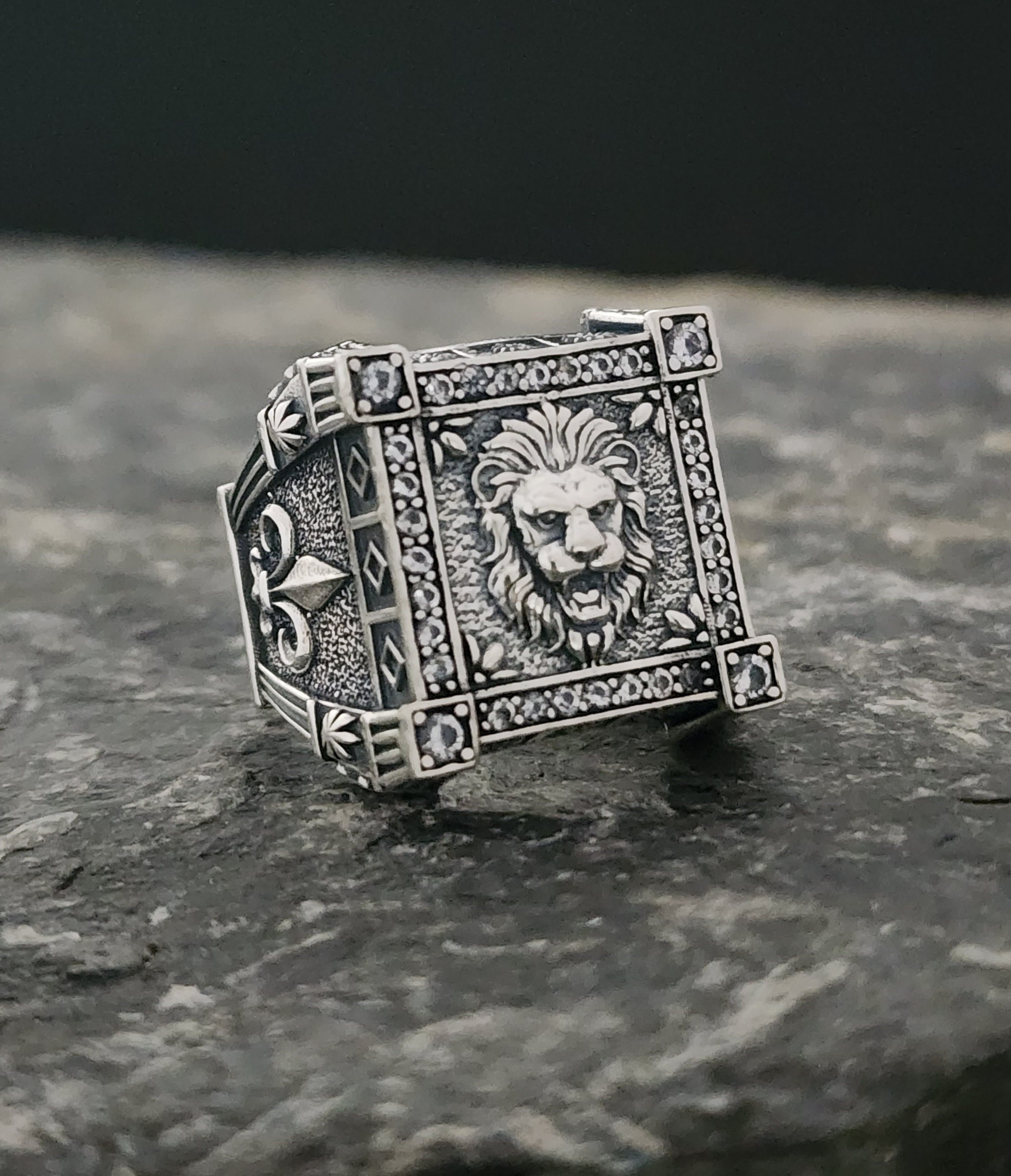Men Silver Lion Ring Fleur-de-lis Motif,men Lion Head Ring,signet ...