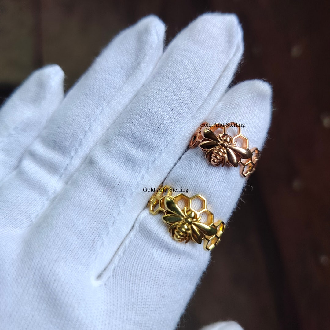 925 Silver Bee and Honeycomb Ring, Honey Bee With Honeycomb Ring, Gold Bee Ring, Honeycomb Bee ...