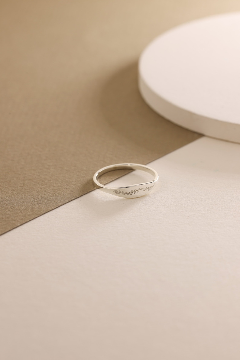 Personalized Birth Flower Ring: 14k Gold Signet, Engraved Floral ...