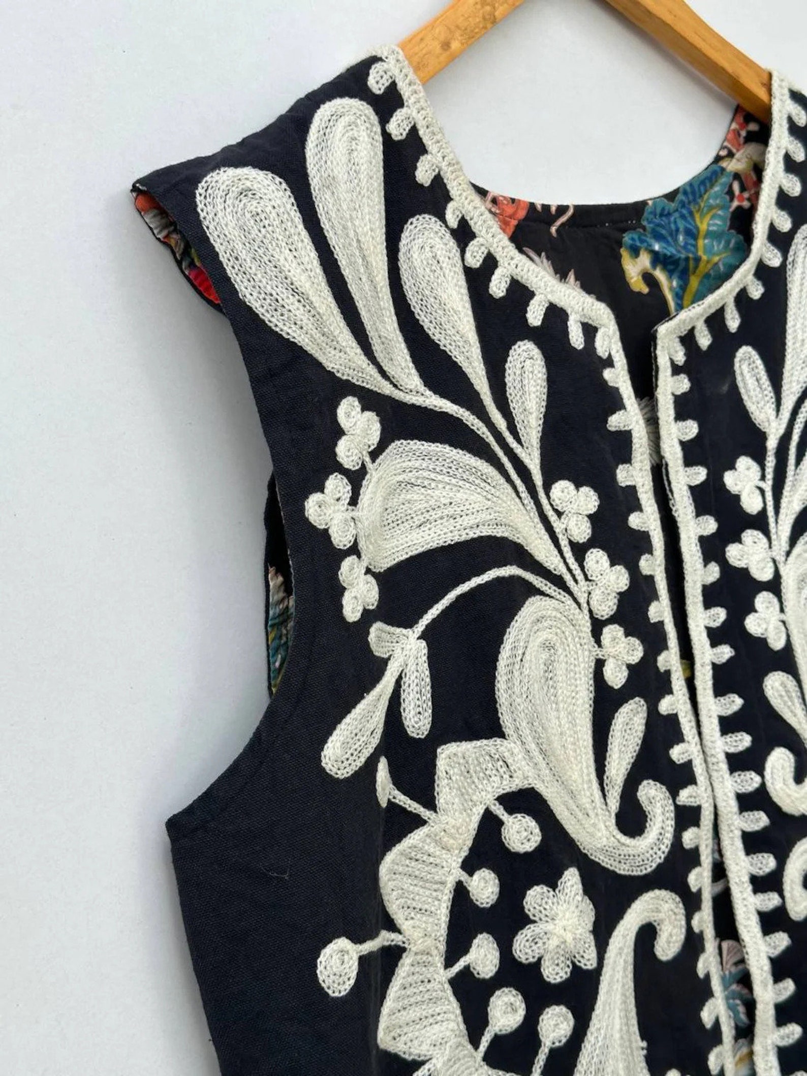Suzani Hand Embroidery Cotton Vest, Gift for Her, Embroidery Vest - Etsy